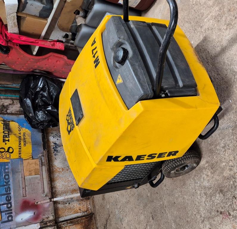 MOBIL KOMPRESSOR KAESER M17A | Auktion.se